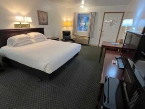 Rooms & Rates - The Dutton Inn | Branson Mo